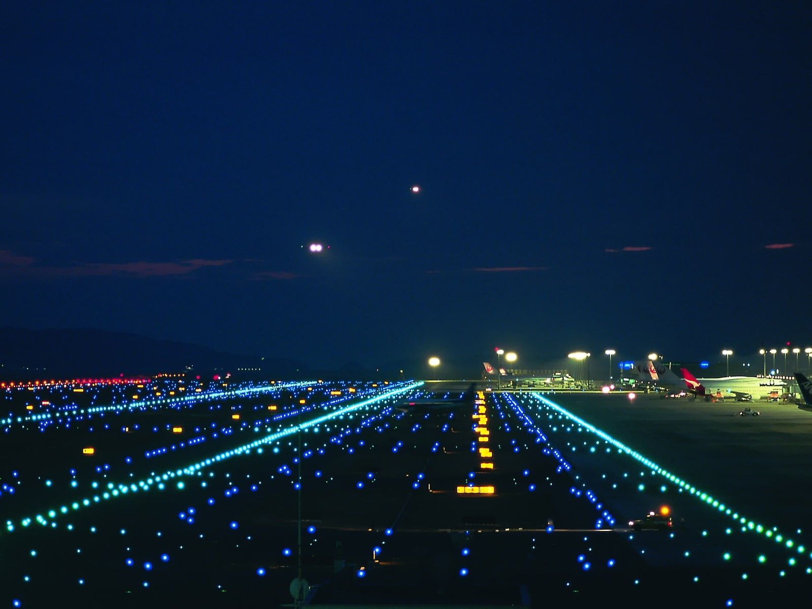 Airfield Lighting Taxiway Lighting TM3 Airports Airfield Lighting Taxiway Lighting TM3 Airports
